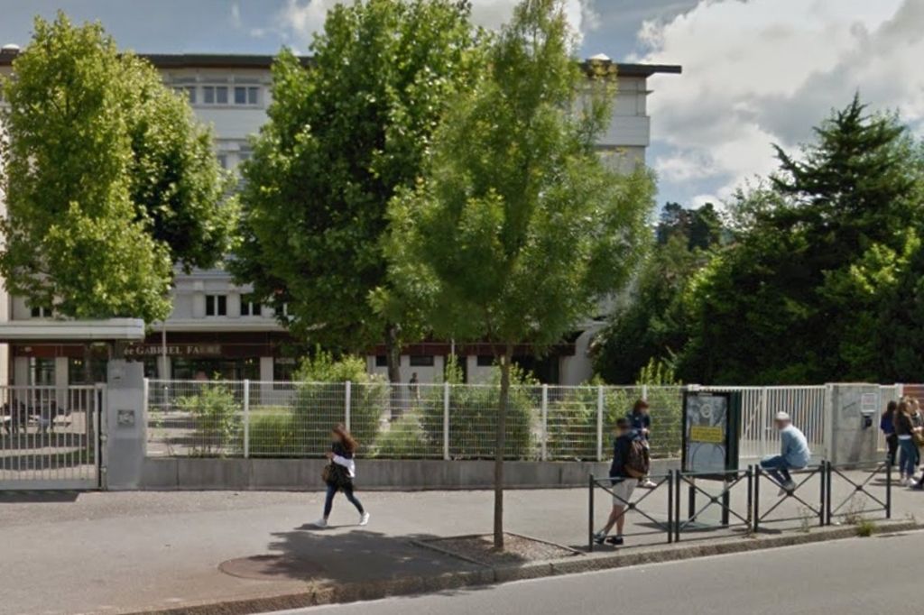 France: Un intrus se balade dans un lycée d'Annecy - Le Matin