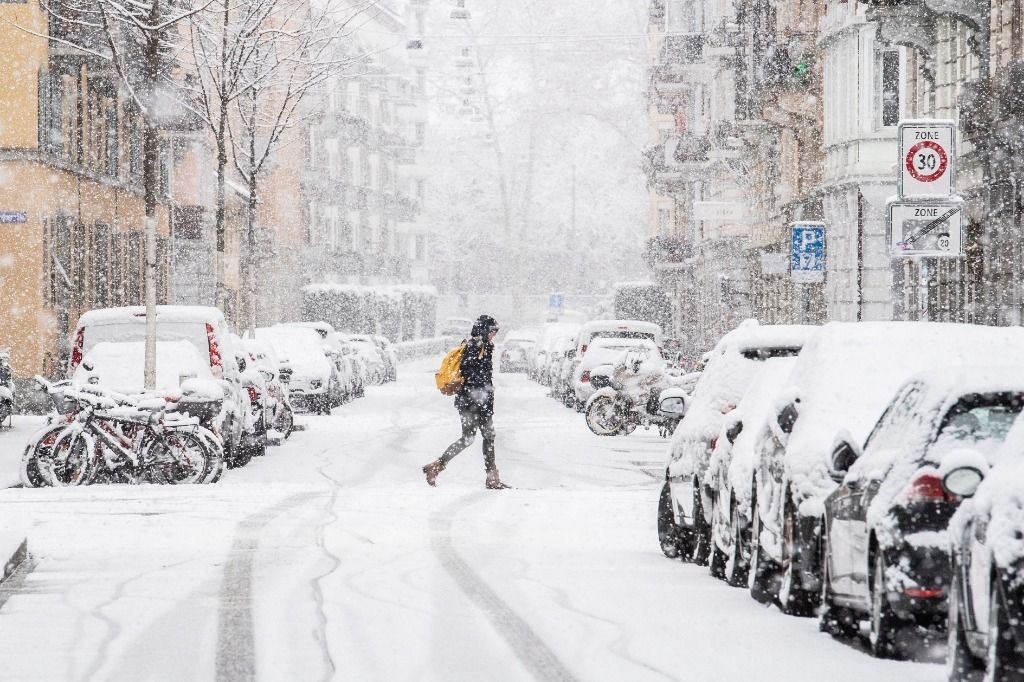Suisse: De fortes chutes de neige attendues jusqu'à mardi - Le Matin