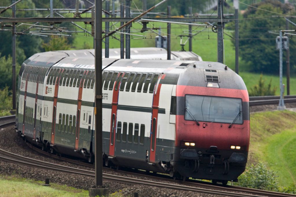 Suisse: CFF: 300 millions pour moderniser les trains - Le Matin