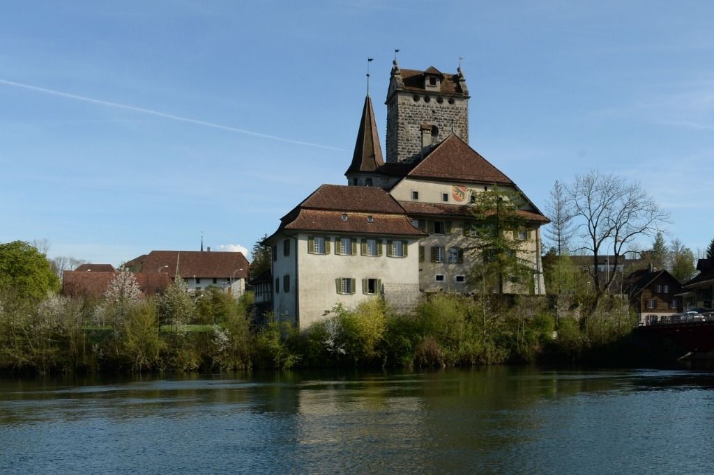 Schloss Aarwangen – Ein wichtiger Schritt Richtung Stiftung | Berner ...