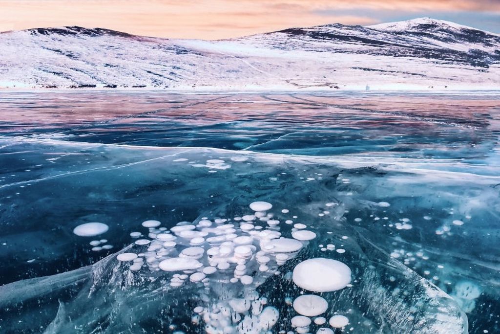 Nature: Ce lac gelé vous emmène dans un monde mystérieux - Le Matin