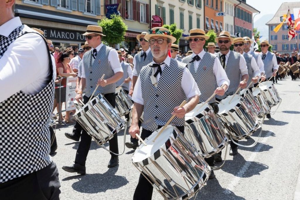 Fifres et tambours: Près de 50'000 visiteurs en quatre jours à Bulle ...