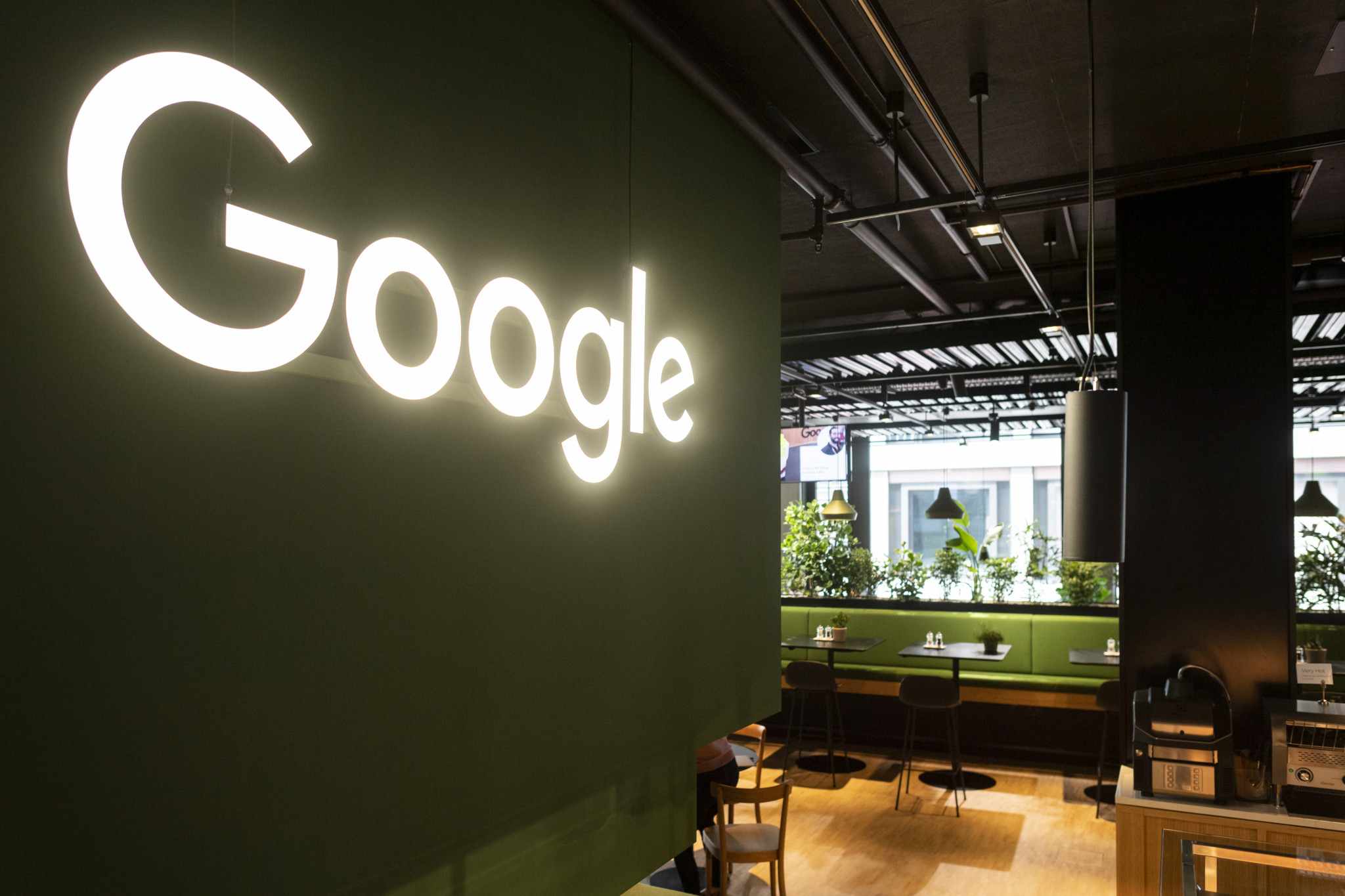 Zürich: Regierung traf sich mit Meta, Google und Microsoft