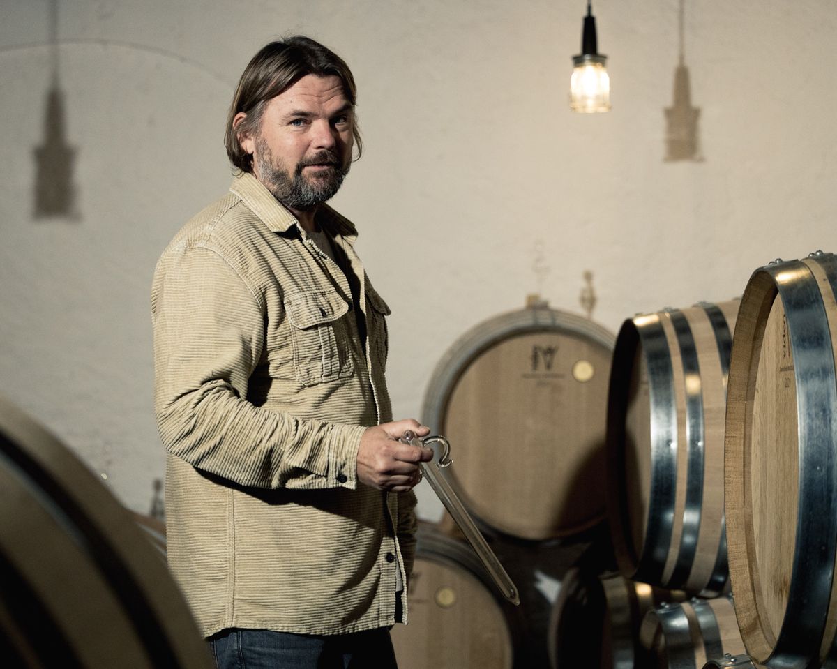 Biodynamischer Wein: Er hilft seinen Reben mit Tee beim Wachsen ...