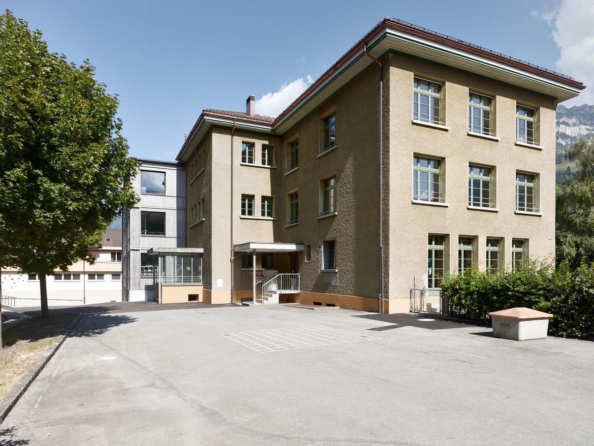 Schule in Frutigen: Schon in Betrieb, nun folgt die Einweihung | Berner ...