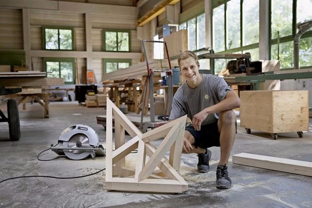 Des lauriers pour l'apprenti charpentier | Tribune de Genève