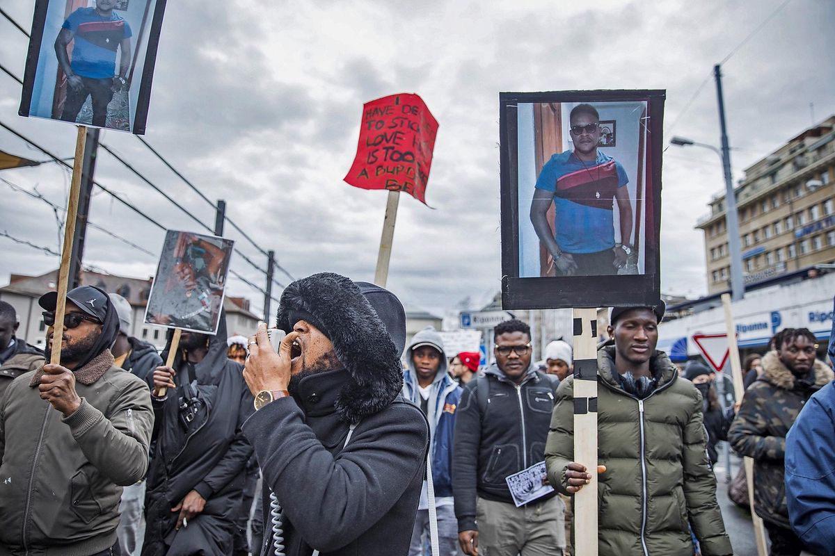 Décès de Mike Ben Peter: Six policiers face aux juges pour homicide par ...
