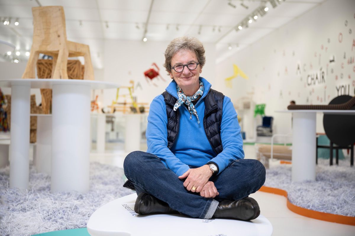 Direction du Mudac: Madame design range sa chaise sur un succès fou ...