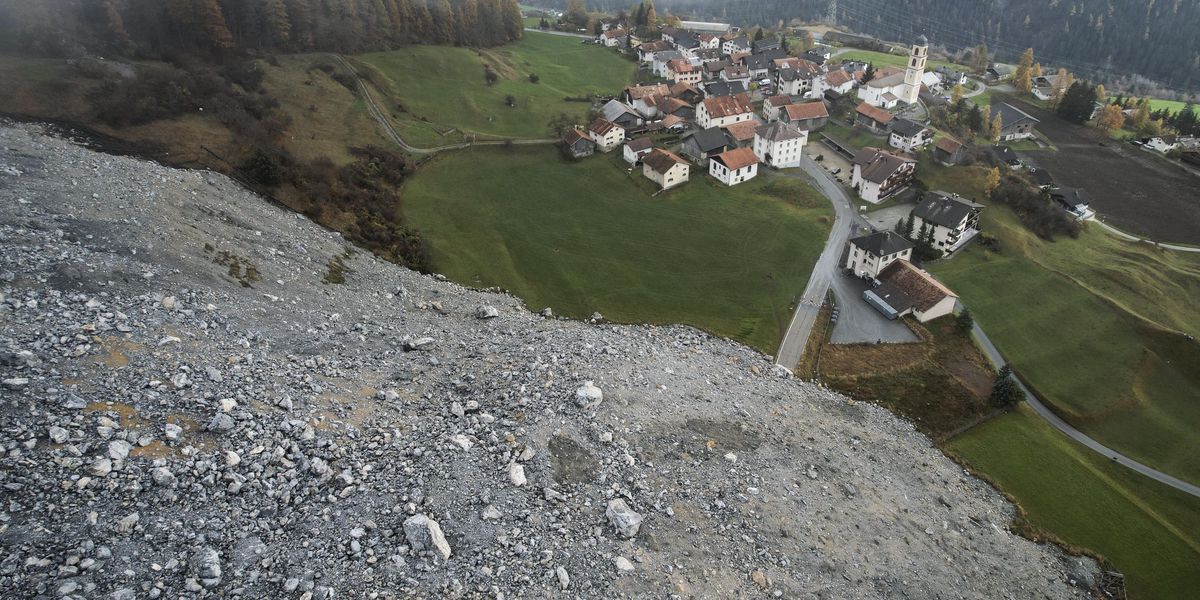 Brienz: Erste Weichen für die Umsiedlung gestellt | Der Bund