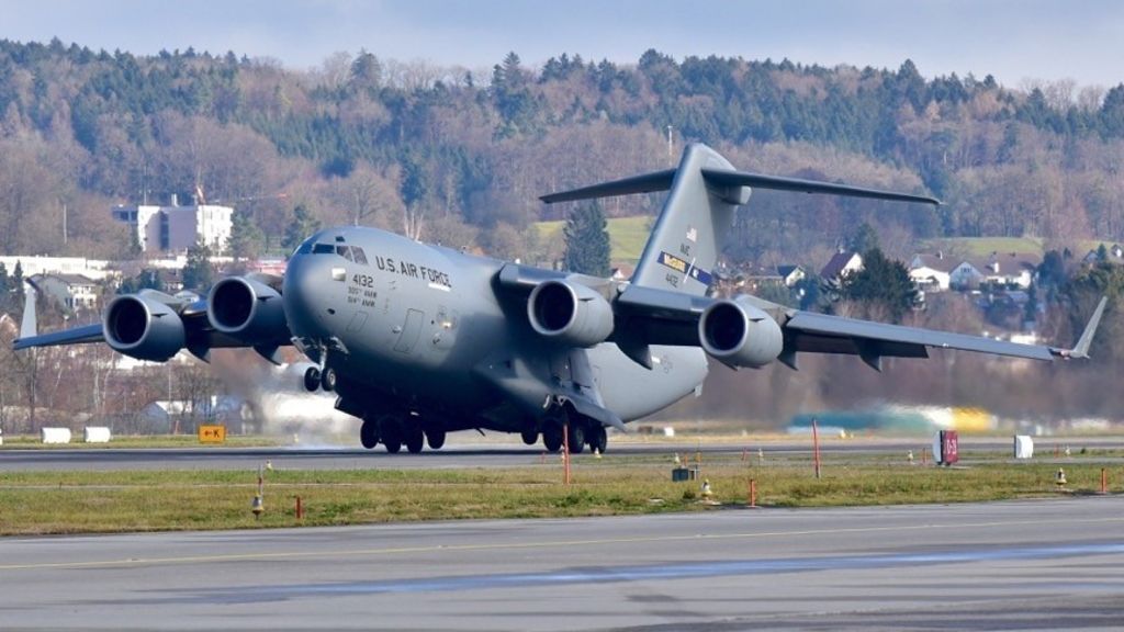 Militärtransporter, Merkels Mini-Jet und die Air Force One | Tages-Anzeiger