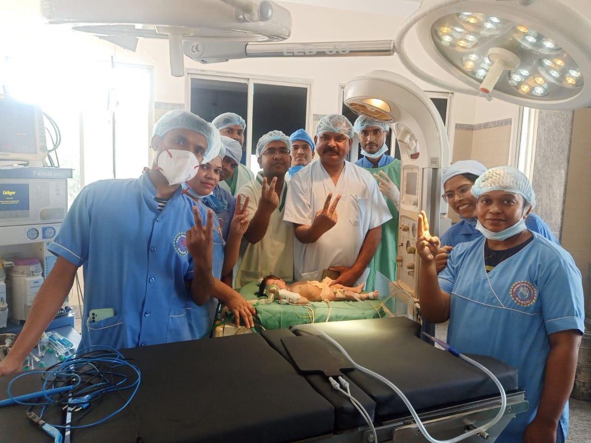 Indien: Weltweite Premiere – OP-Team entfernt Baby acht Föten - L'essentiel