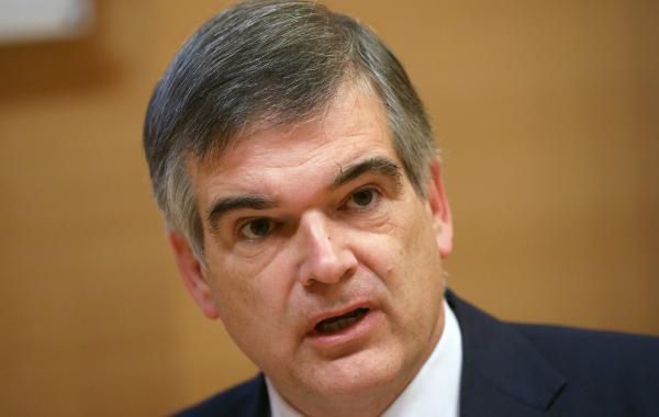 CSSF-Generaldirektor – Claude Marx steckt im Panama-Skandal fest - L ...