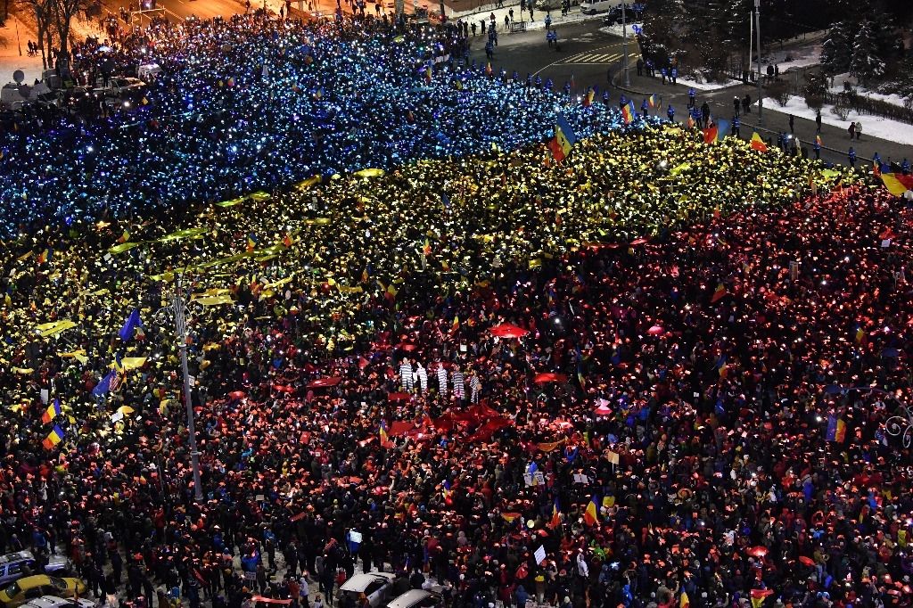 Les Roumains de nouveau dans la rue | Tribune de Genève