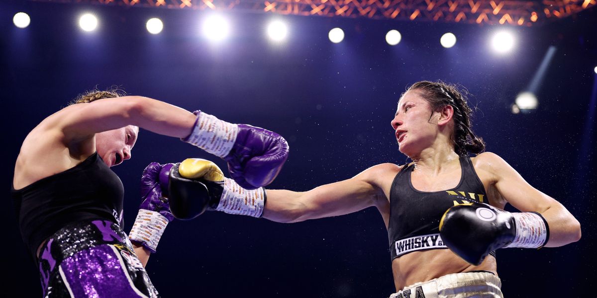 Nina Hughes trotzt dem Alter: Sie ist 41, Mutter und Box-Weltmeisterin ...