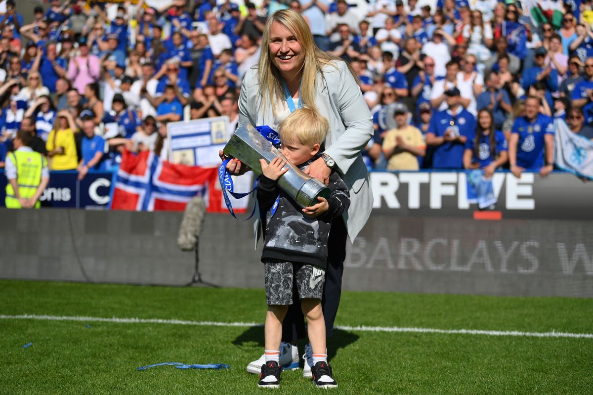 Fussball der Frauen: Trainerin Emma Hayes verdient bald 2 Millionen im ...