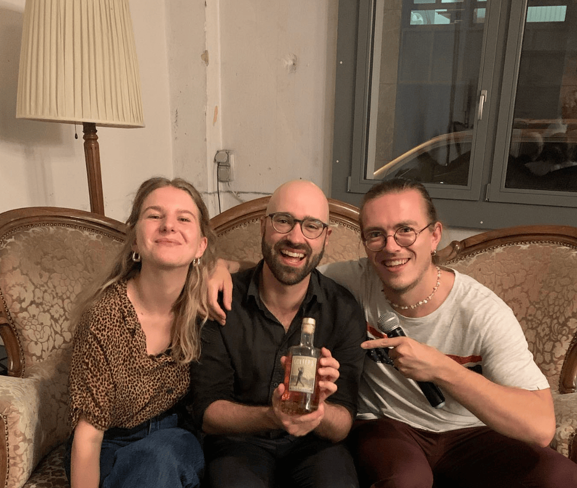 Zürcher Slam-Poetry-Szene: «Irgendein Typ kann einen Text über seine ...