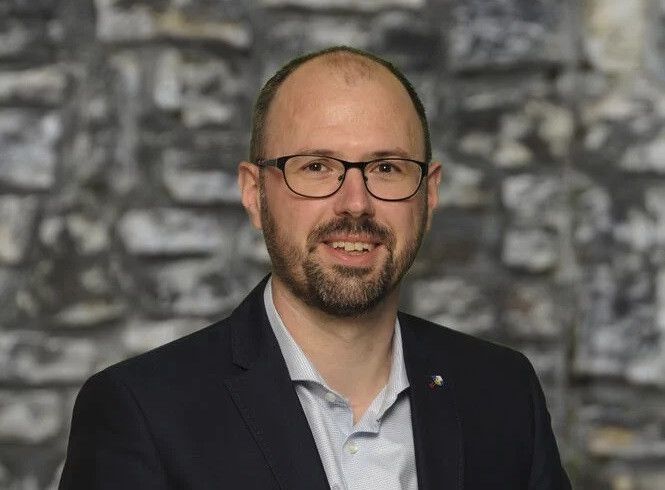 Vully-les-Lacs: Le PLR Julien Bessard rejoint la Municipalité | 24 heures