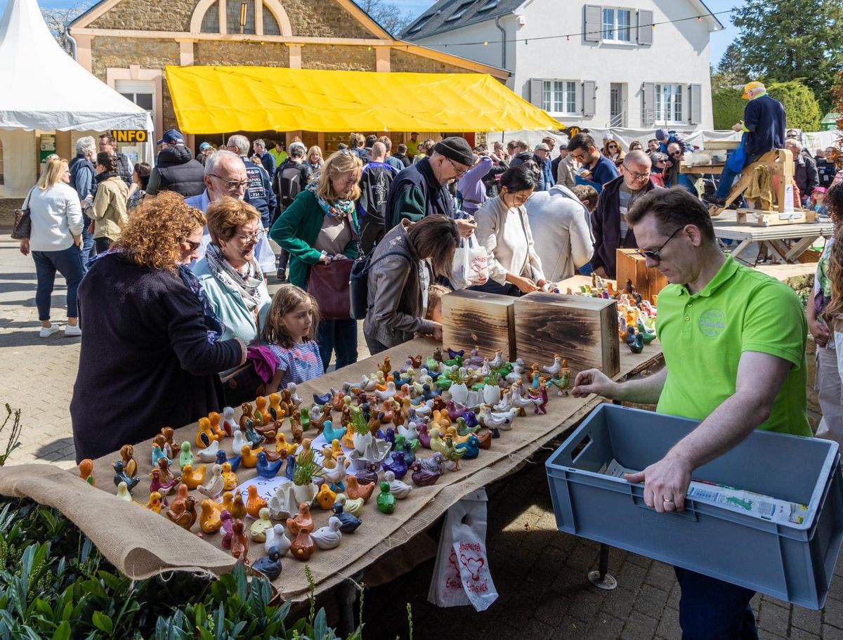 Emaischen: Usch wäscht die Erde für seine traditionellen ...