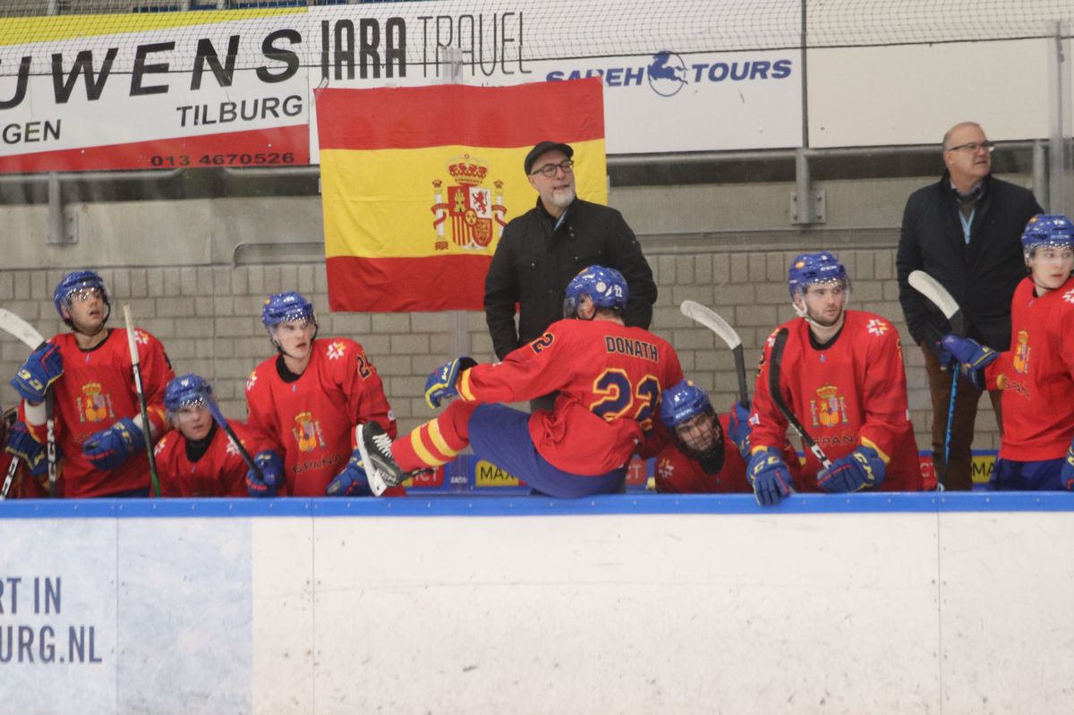 Vers les JO 2026: Un hockeyeur «lausannois» vit son rêve international ...