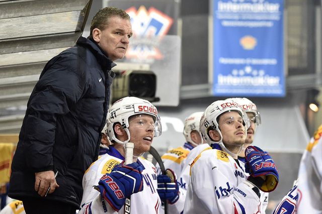 Simpsons misslungenes Debüt – souveräner SCB | Der Bund