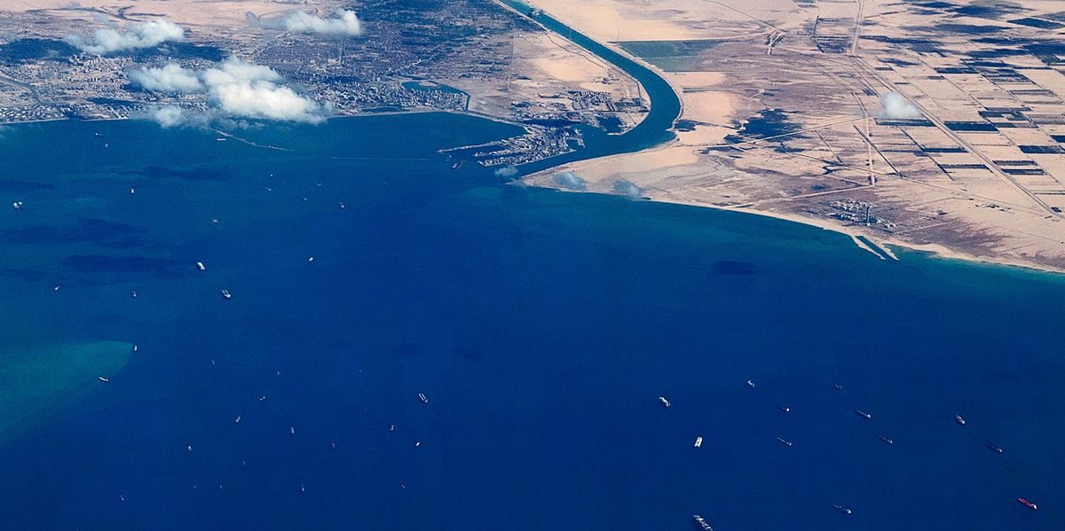 Égypte: une barge chavire dans le golfe de Suez, au moins quatre morts ...