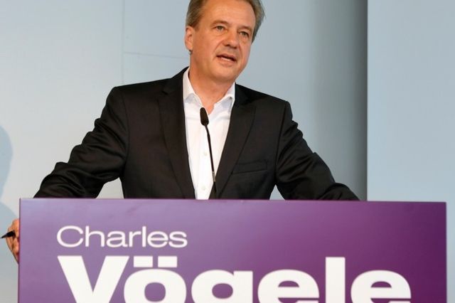 Franc fort: Le Schwyzois Charles Vögele va se retirer de Belgique - Le ...
