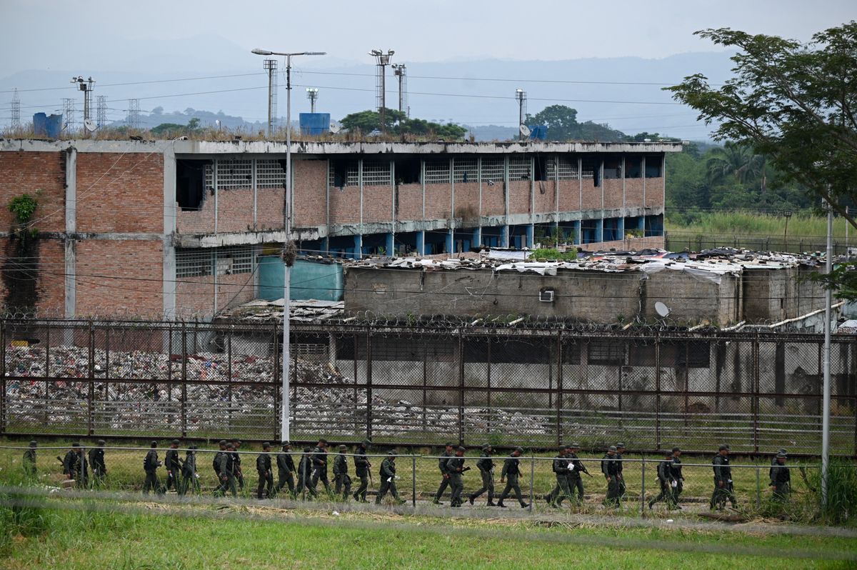 Venezuela : plus de 700 manifestants détenus transférés dans des ...