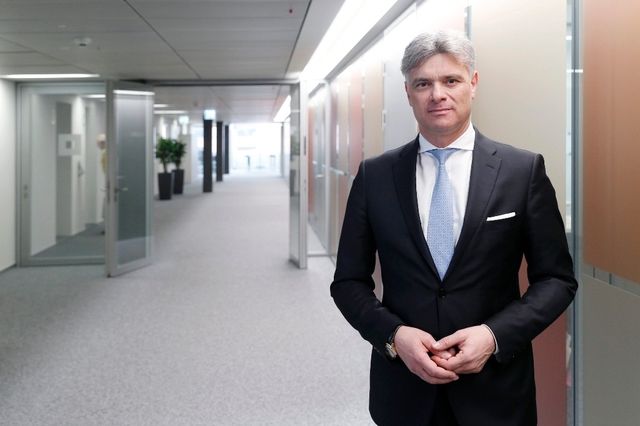 Tiefe Zinsen und Euro-Kapriolen machen Axa mehr zu schaffen als ...