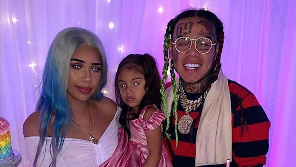 Rappeur américain – La copine de 6ix9ine le traite de père indigne - L ...