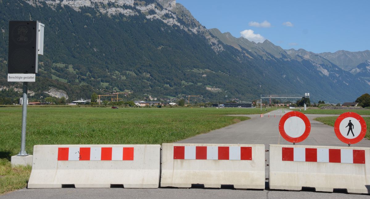 Info-Anlass in Matten: Neue Dynamik auf dem früheren Militärflugplatz ...