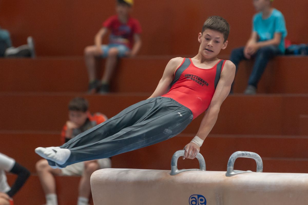 Junioren-SM im Kunstturnen: Zwei Henggarter erturnen sich fünf ...