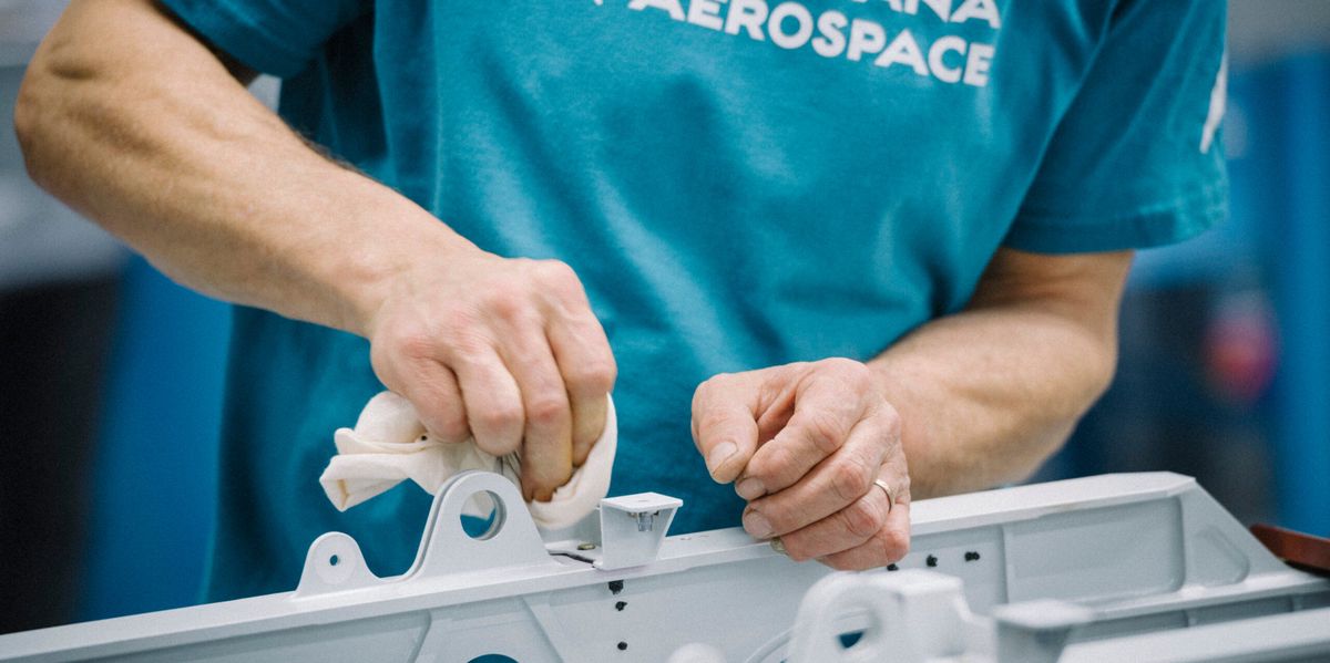 Montana Aerospace verkauft ASTA Gruppe an Michael Tojner | Finanz und ...