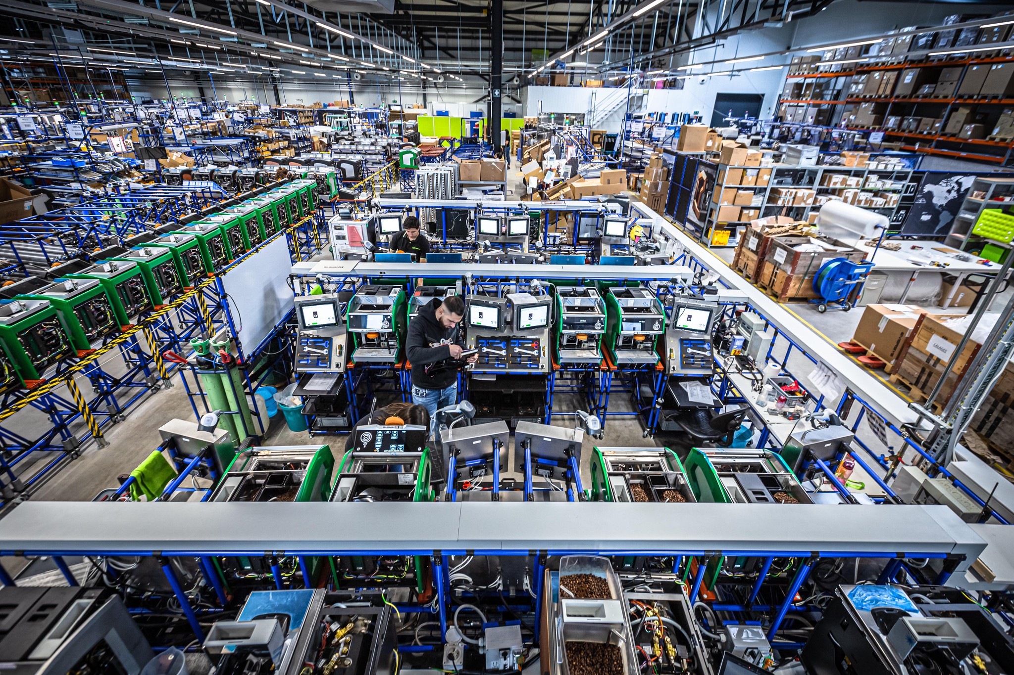 Sierre: Depuis le Valais, Eversys part à la conquête du monde du café ...