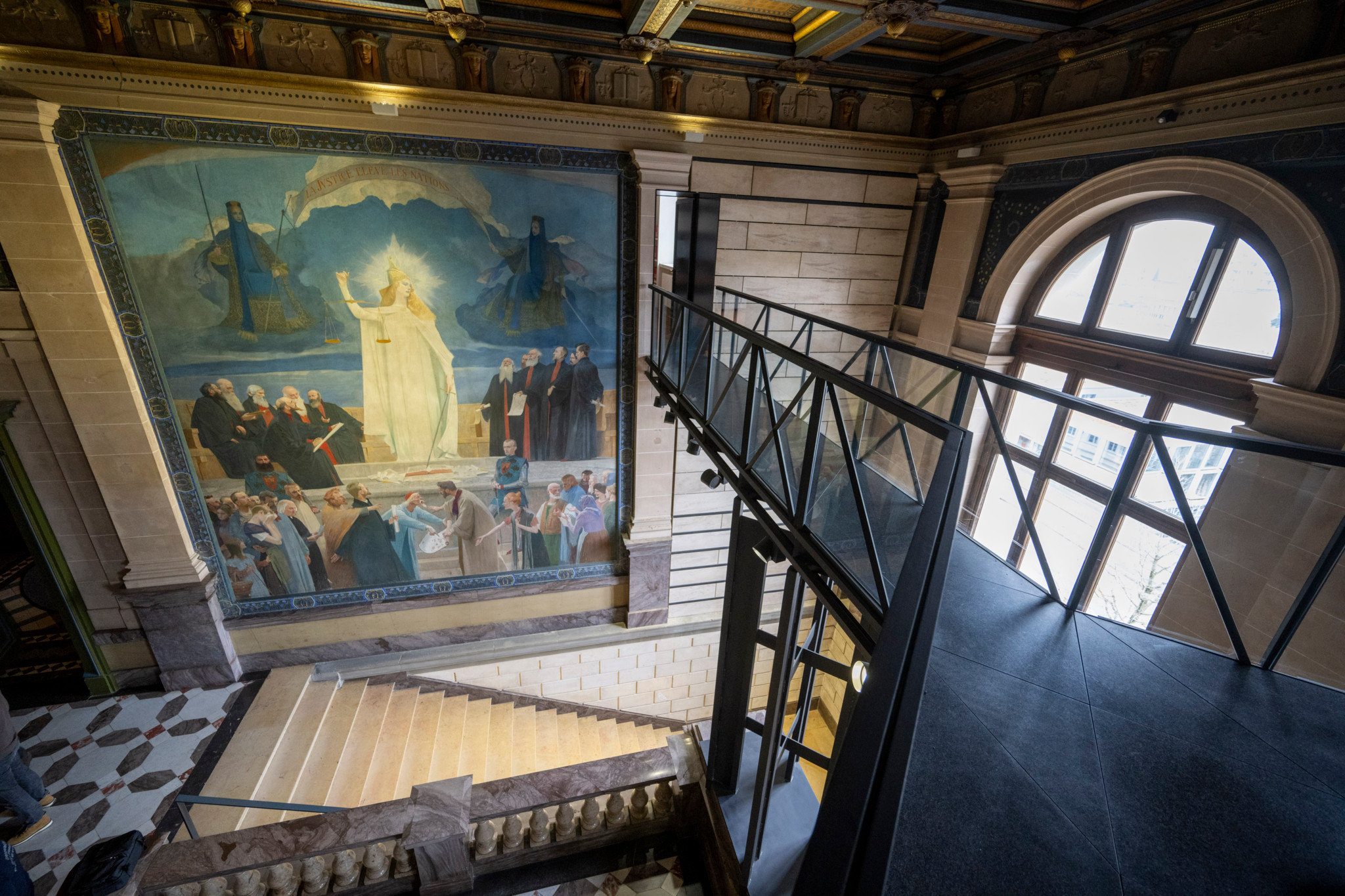 Lausanne: un juge récusé pour manquements graves au procès