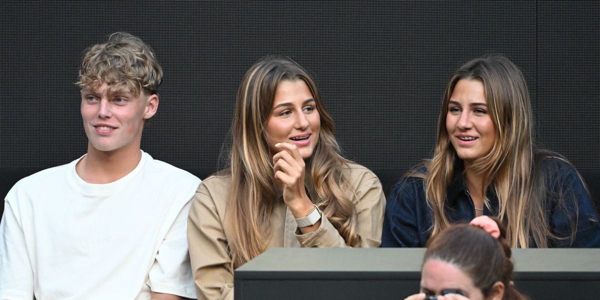 Federer's Daughters Meet Cruz Hewitt: A Playdate Reunion - World Today ...