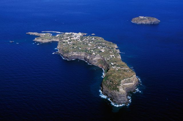 Der überwucherte Geist von Ventotene | Tages-Anzeiger