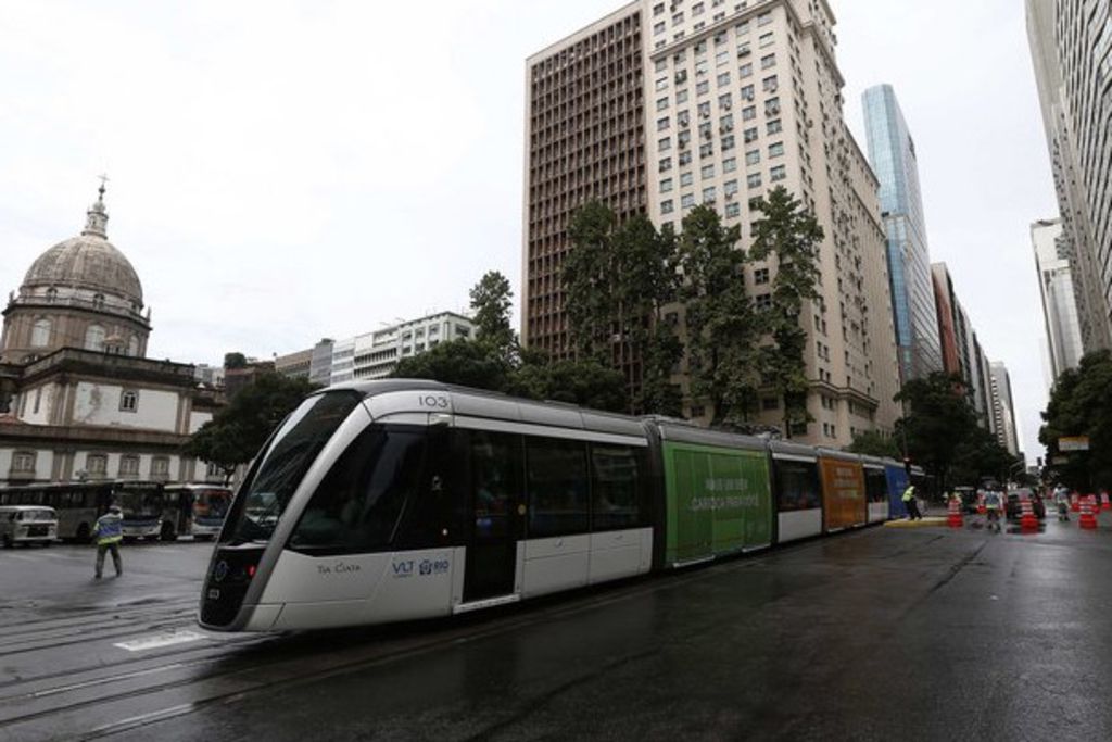 Rio inaugure une nouvelle ligne de tramway | 24 heures