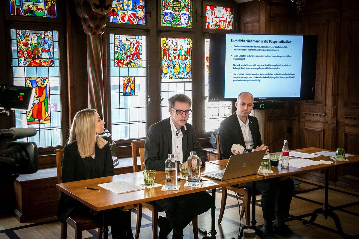 Basler SVP lanciert Doppelinitiative: Unbewilligte Demos ...