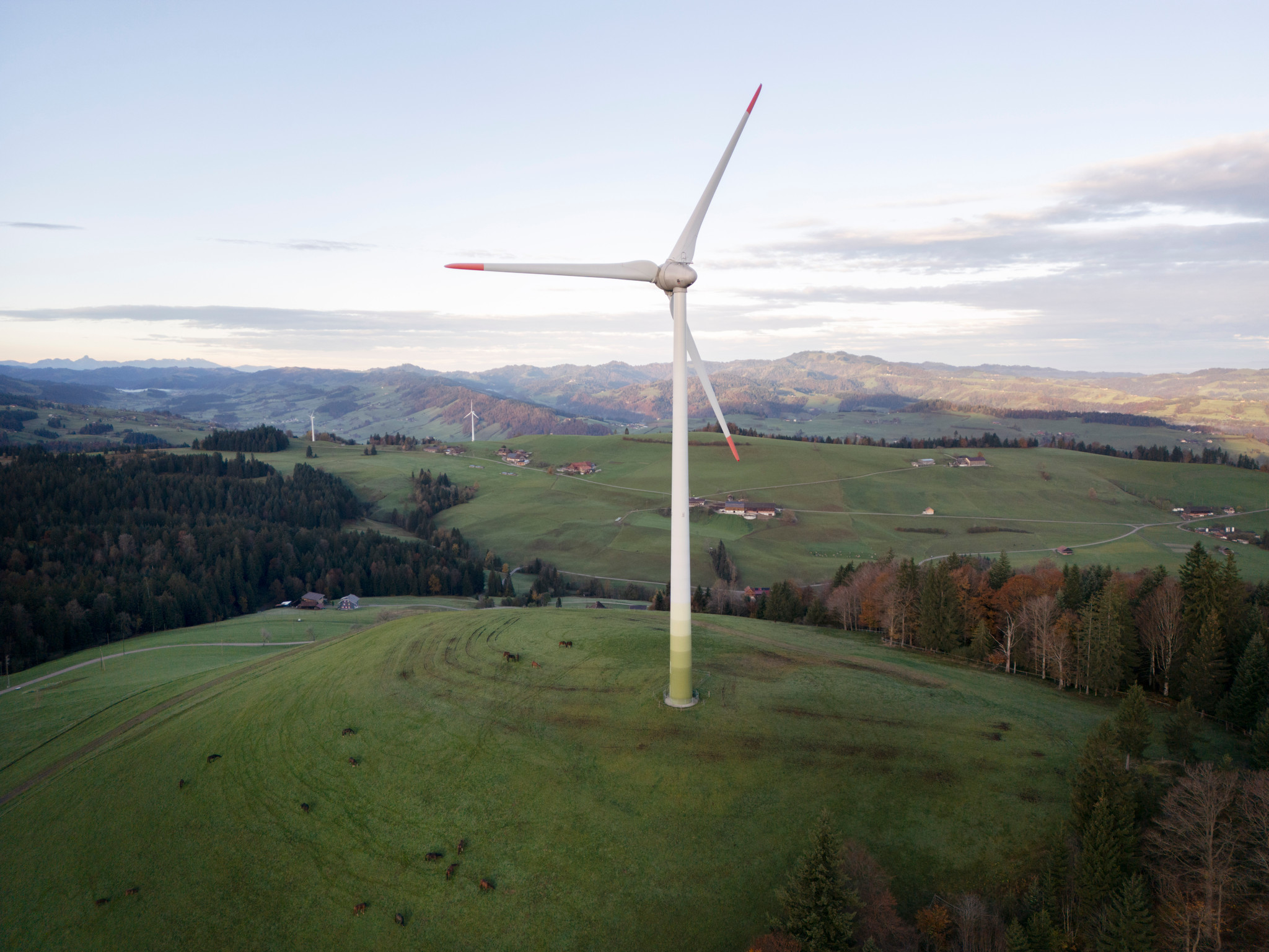 Montagne-de-Buttes: Bundesgericht bewilligt 19 Windkraftanlagen