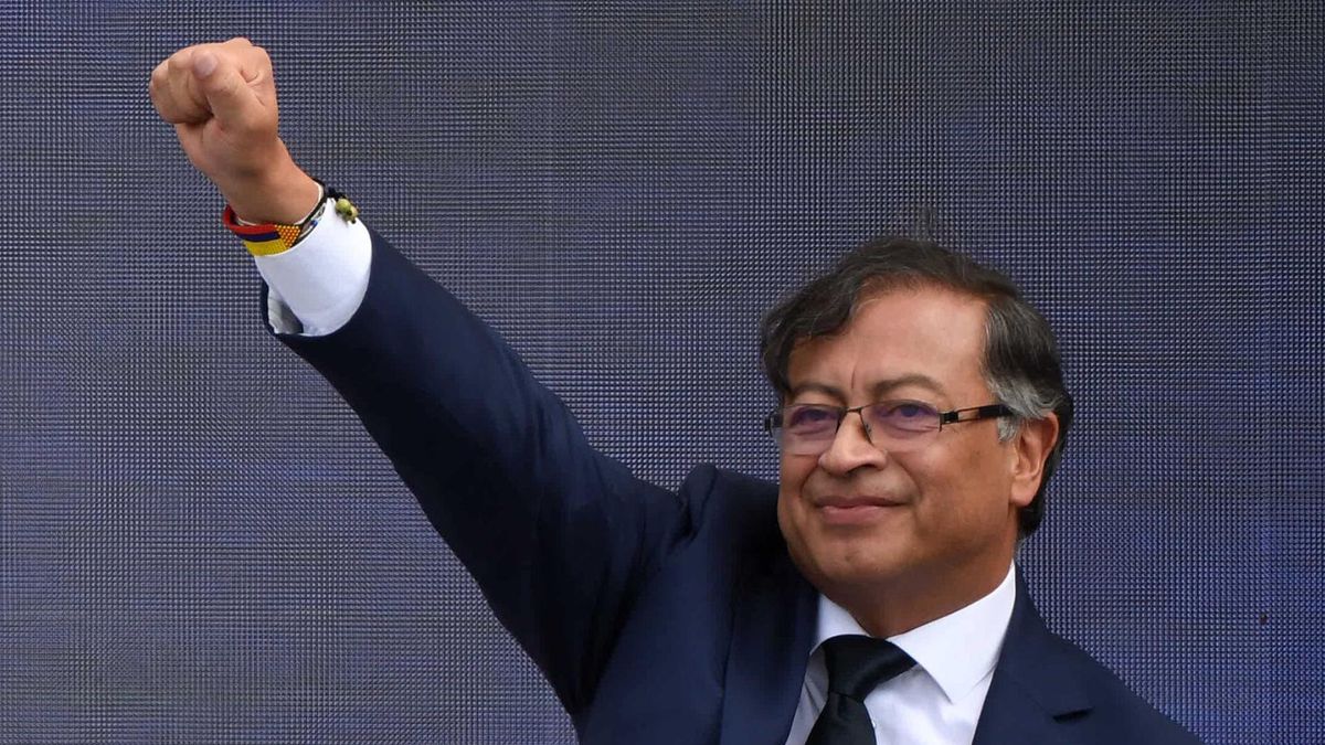 Colombie: Investi président, Gustavo Petro veut la fin de la «guerre ...