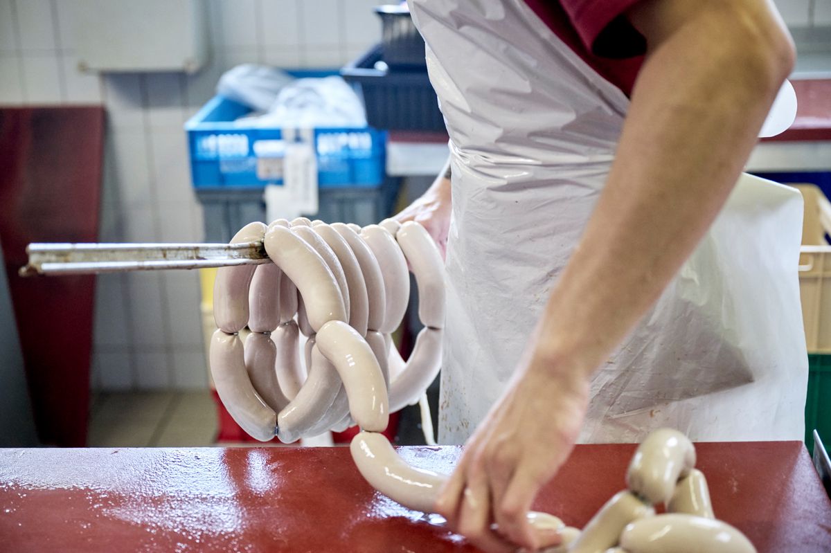 Wichtrach: Besuch beim Schweizer Cervelat-König. | Berner Zeitung
