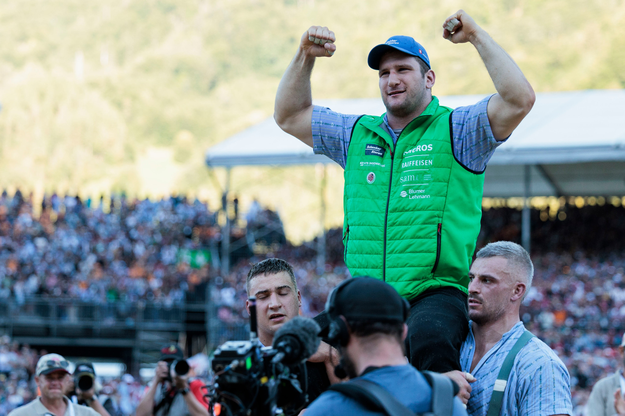 Armon Orlik: Schwingerkönig liebt die Grüne Magdalena Erni