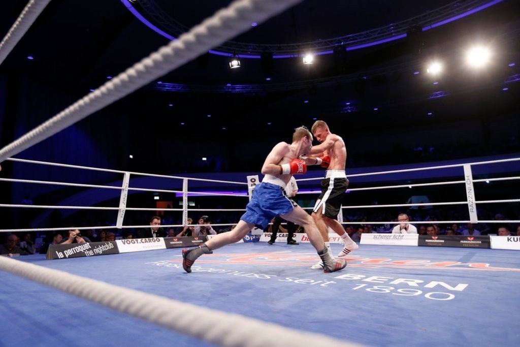 Kampf auch neben dem Ring | Der Bund