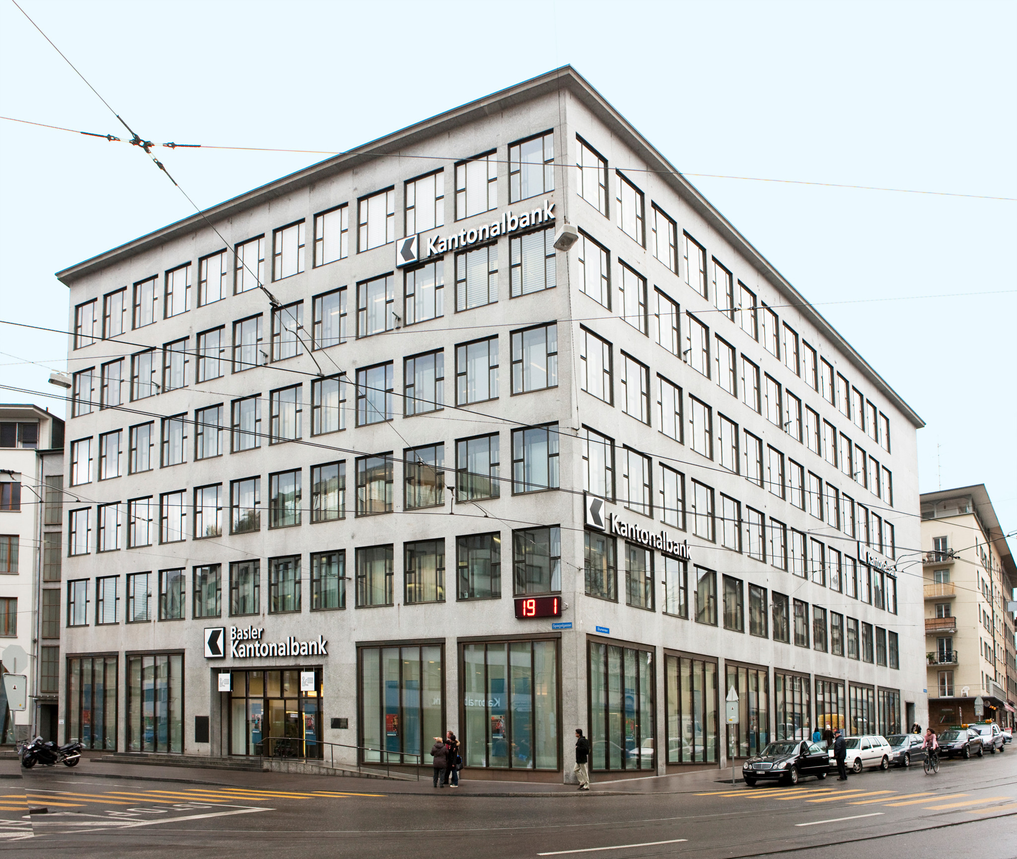 Wirbel um Basler Staatsbank: Bürgerliches Projekt: Die BKB macht mit ...