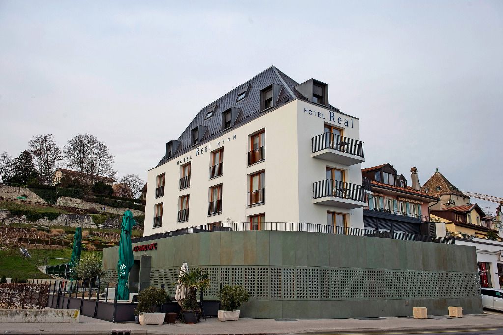 Le resto de l’Hôtel Real, à Nyon, veut percer son «mur de l'absurde ...