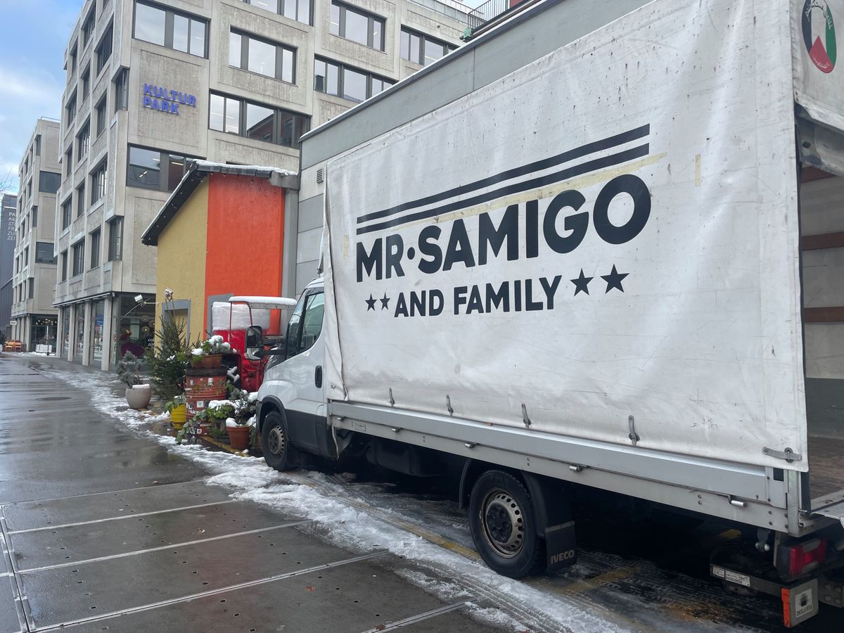 Fahrende Logos: Botschaften auf Rädern | Tages-Anzeiger