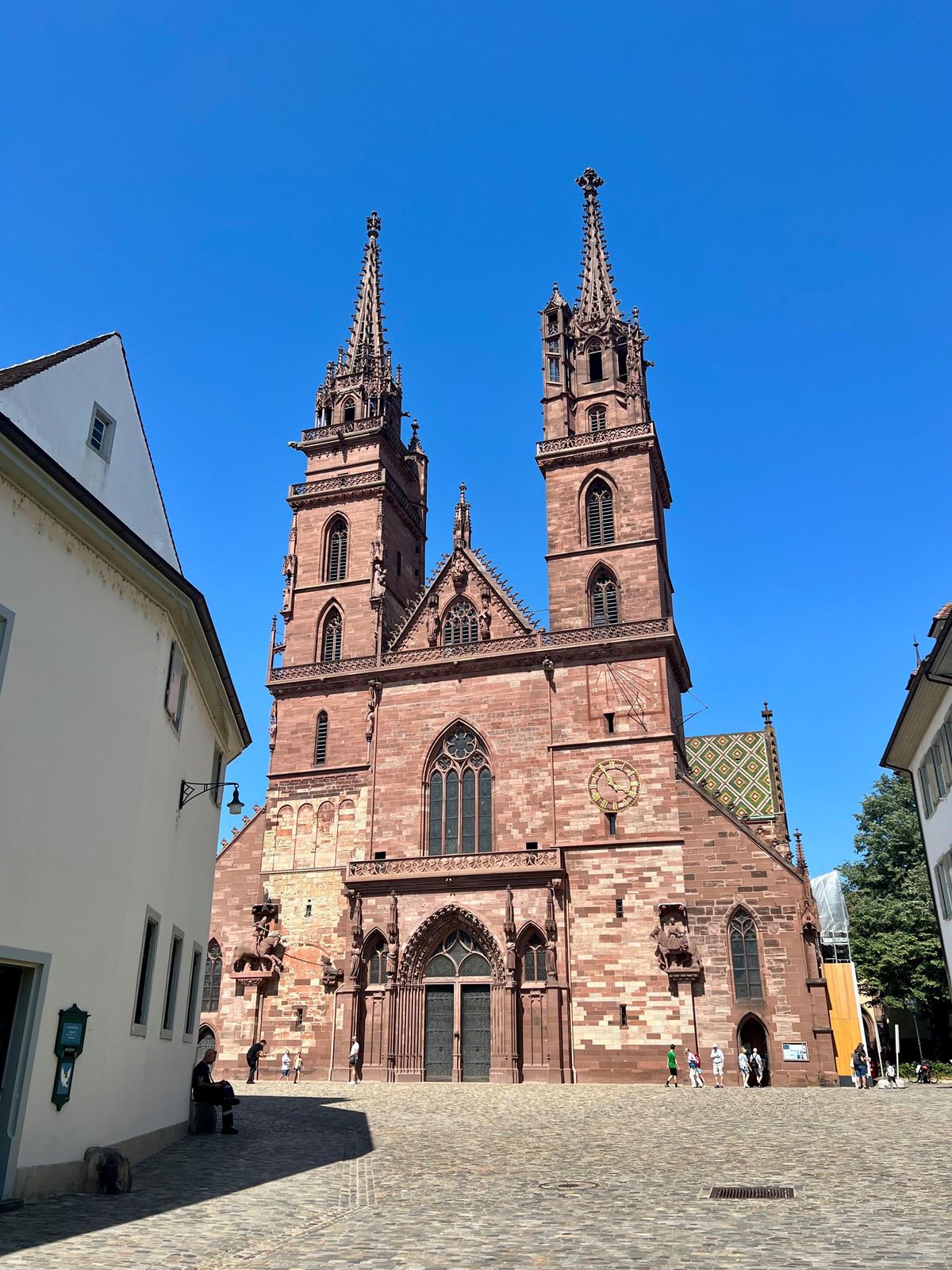 Sweet Home: Stadtspaziergang durch Basel: Schokolade zum Frühstück und ...