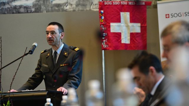 Offiziere meutern gegen ihren Verbandschef | Berner Zeitung