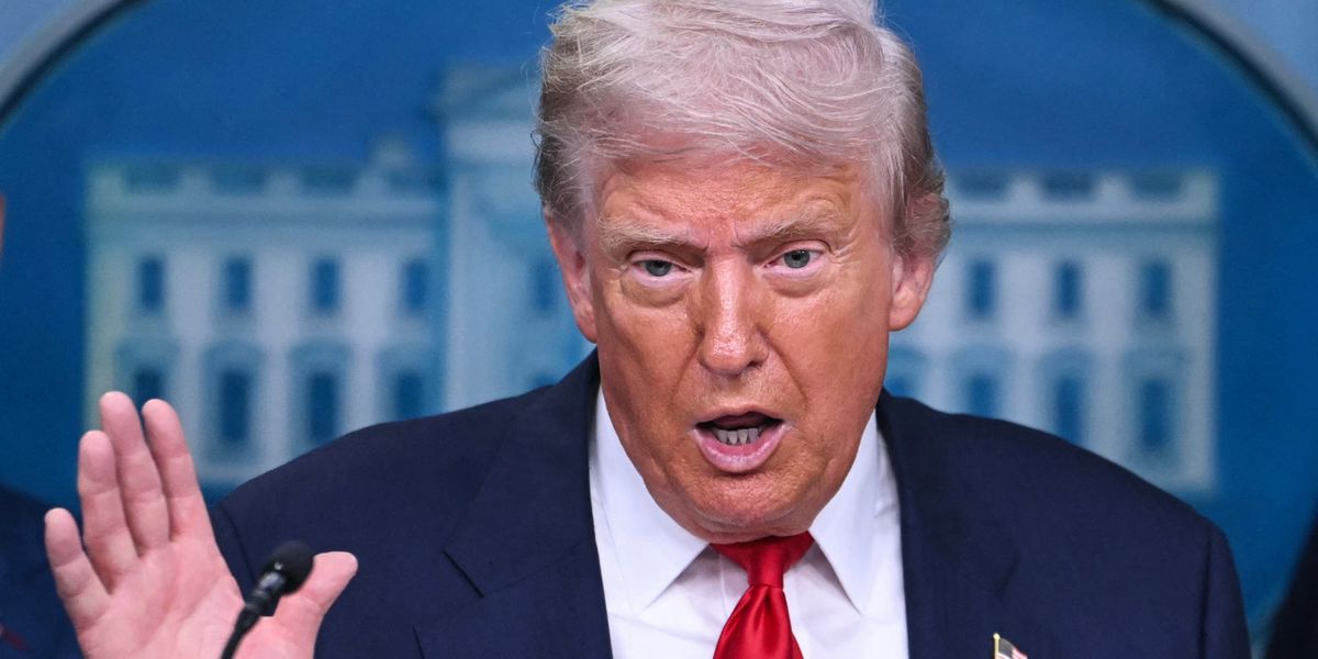 Droits de douane: Donald Trump n’imposera aucune taxe sur l’or