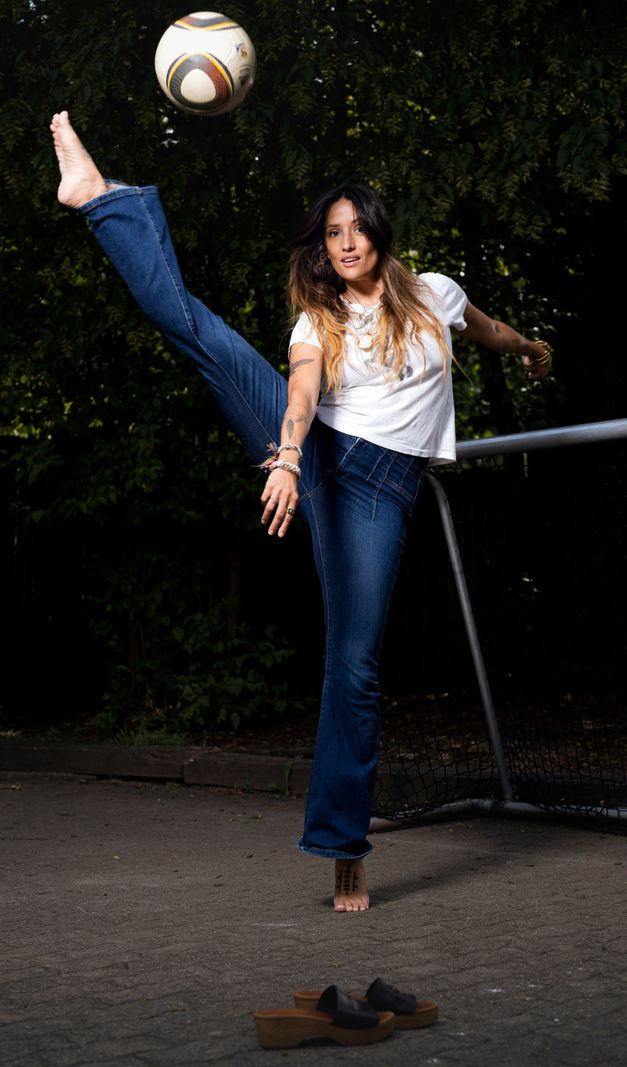 Schauspielerin Melanie Winiger: Beim Fussball kommt ihr Monster zum ...